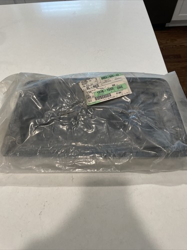 New GM 15781555 Front License Plate Bracket 2007-2013 GMC Sierra Truck ...