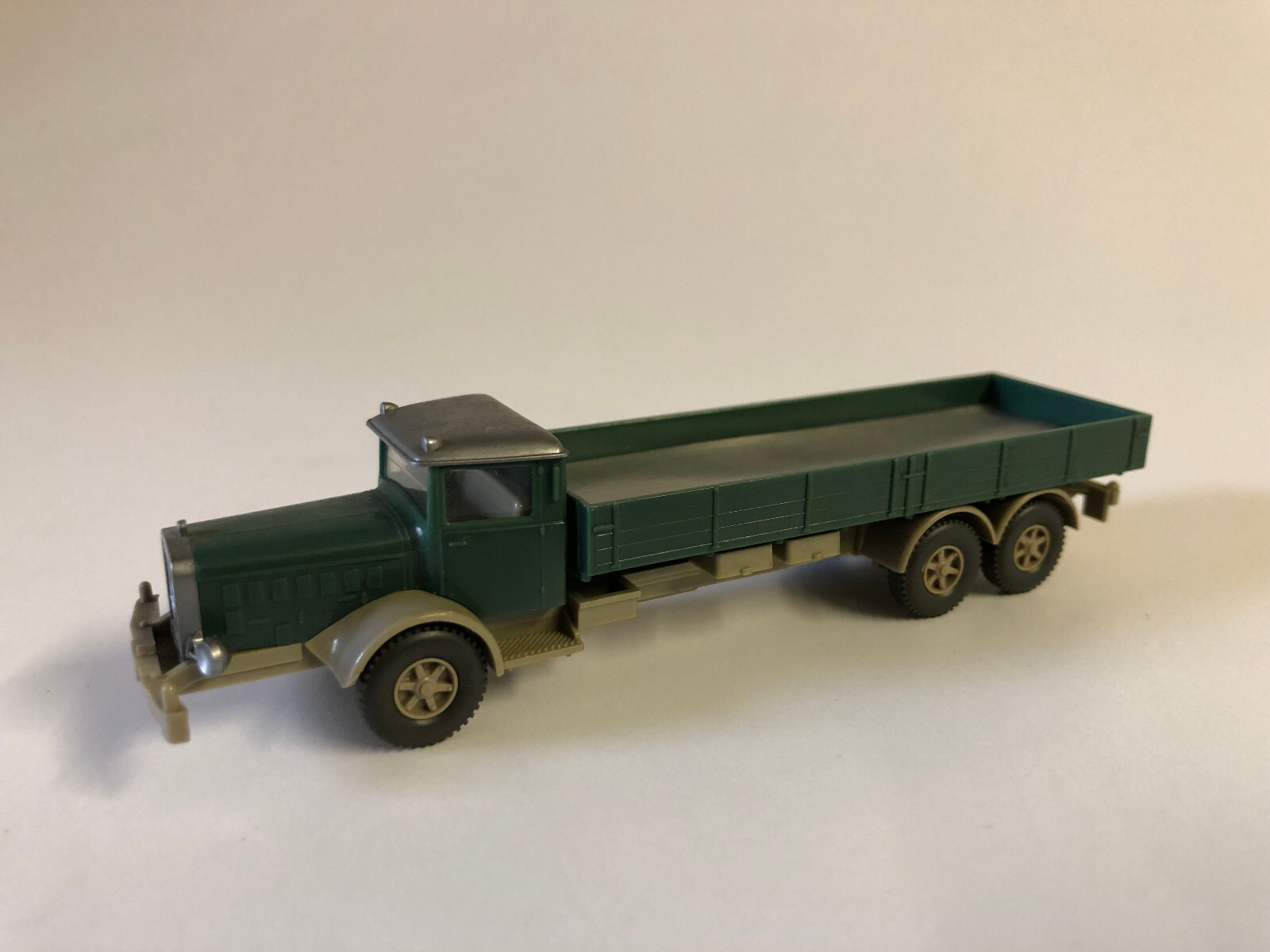 Wiking | Mercedes Benz Langhauber LKW mit Pritsche | 1:87 | H0 ...