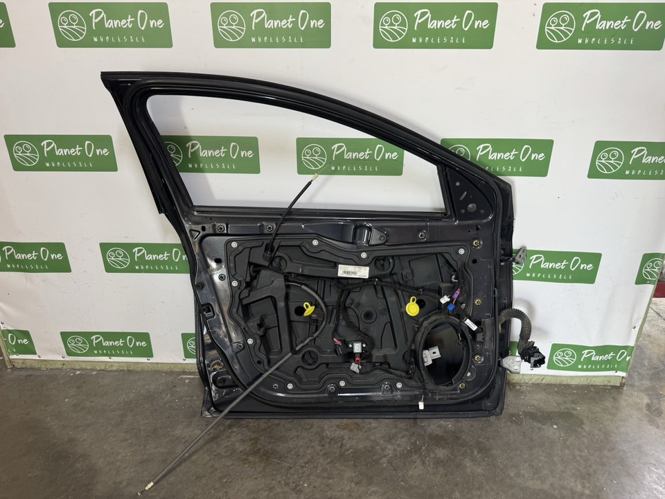 2015-2017 Chrysler 200 FRONT LEFT Door Shell W/ Exras Paint: PAR | eBay