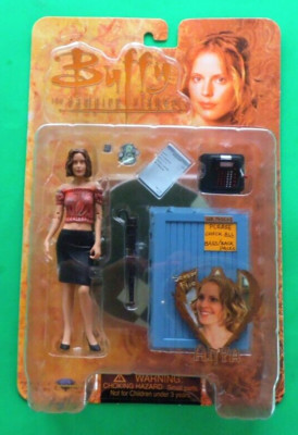 Diamond Select Buffy the Vampire Slayer Season 5 ANYA Action Figure ...