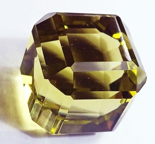 Cubo Di Topazio Giallo 106,70 Ct Gemma Sciolta Con Certificato | eBay