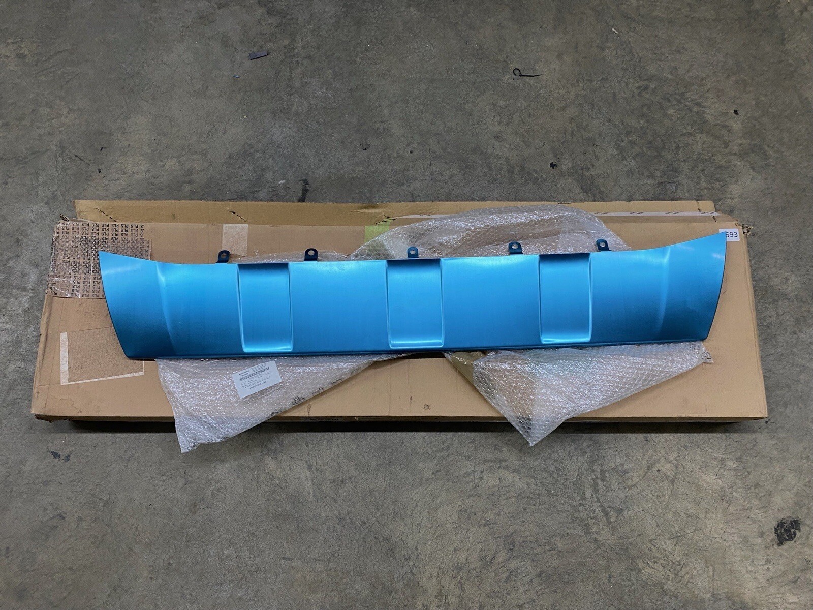 2019-2021 PORSCHE CAYENNE FRONT BUMPER LOWER VALANCE MOLDING OEM 9Y0 ...