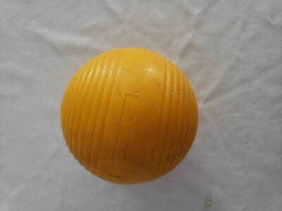 VINTAGE WILSON RIBBED SOLID COLOR CROQUET PLASTIC BALL YELLOW | eBay