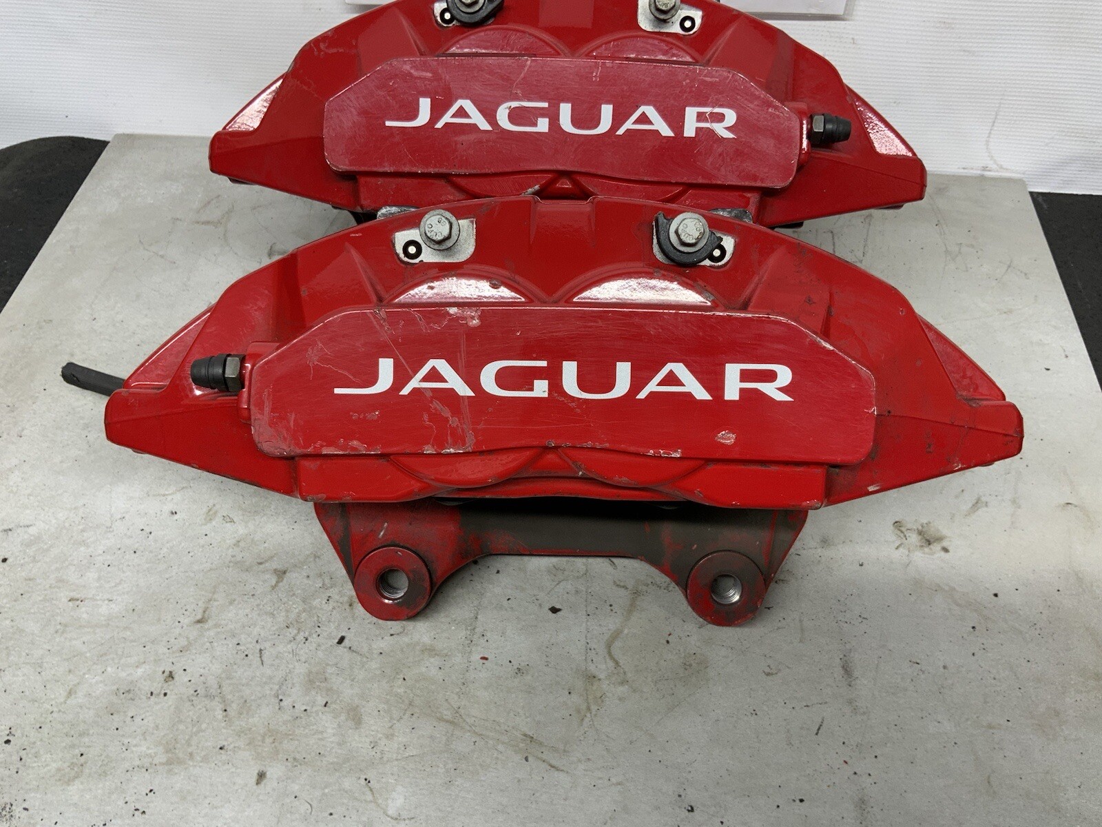 2019 - 2020 Jaguar F-Pace SVR Brembo Front Caliper Pair Left Right RED ...