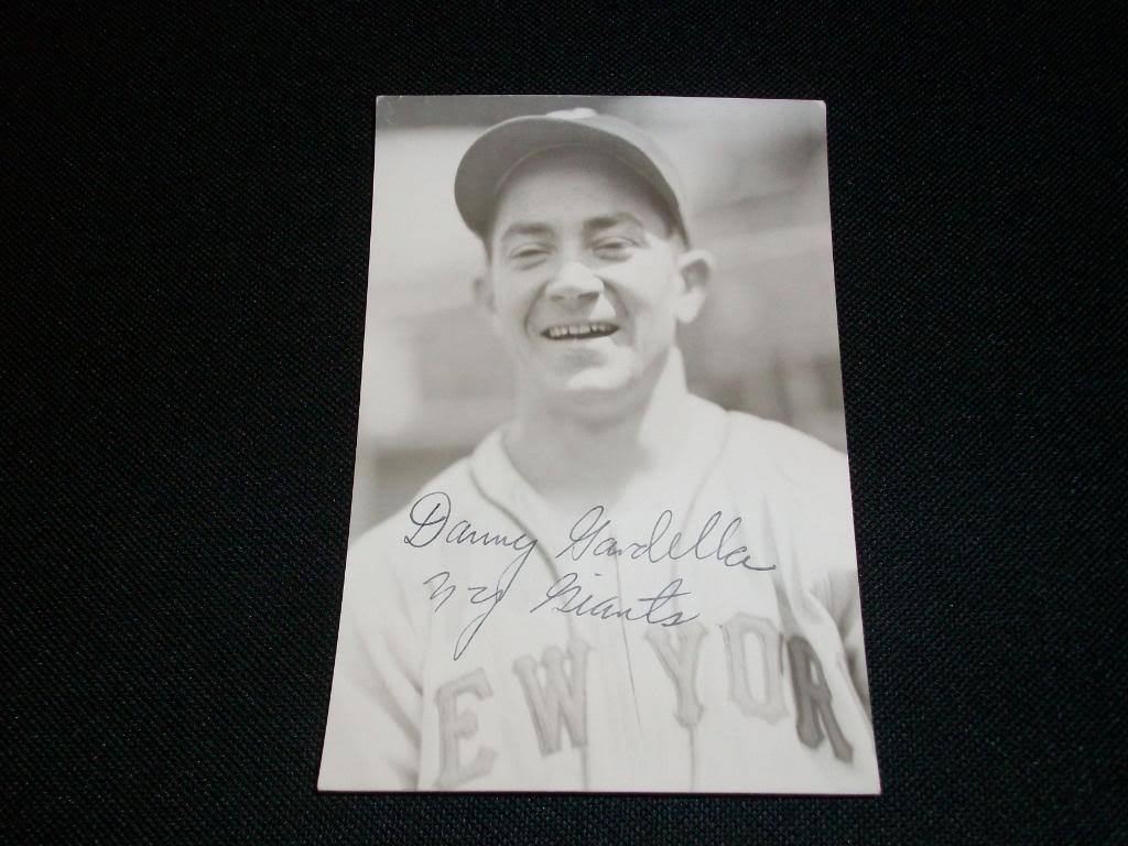 New York NY Giants Danny Gardella Auto Signed Vintage Original ROWE ...