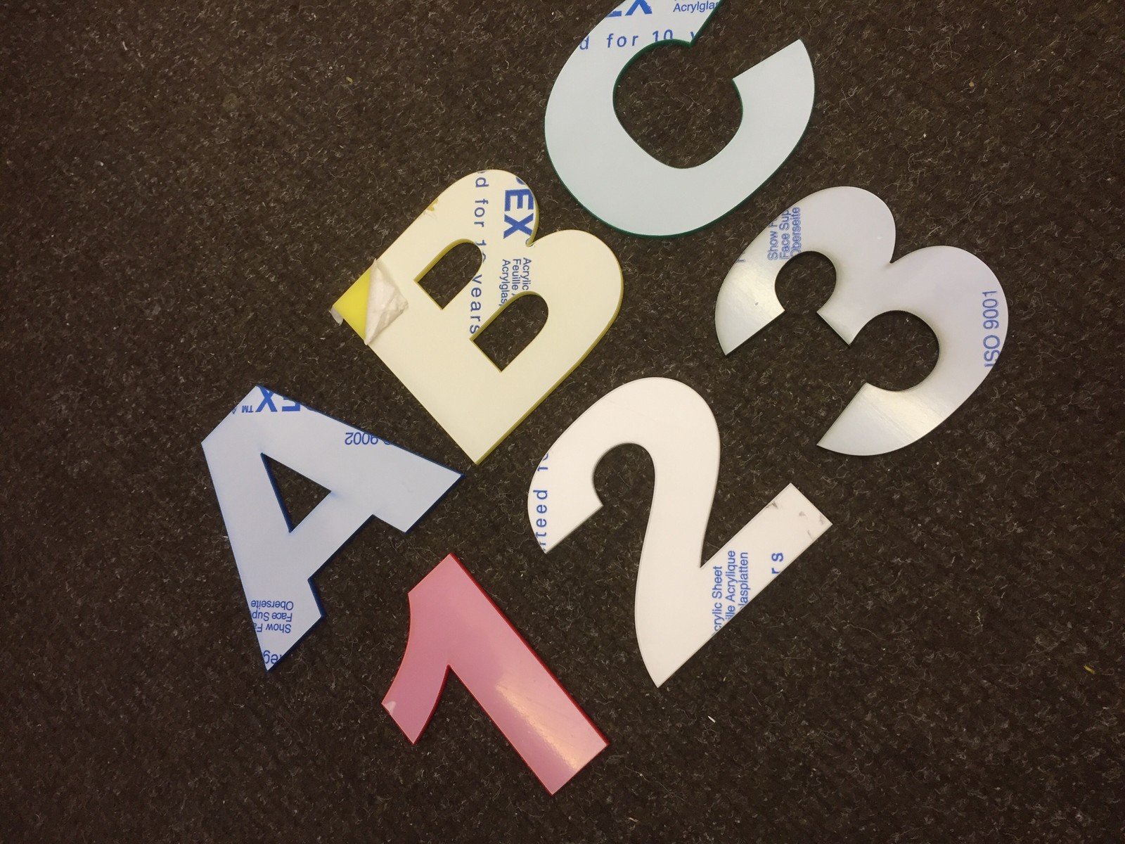 PERSPEX ACRYLIC COLOURED FLAT CUT LETTERS & NUMBERS 150mm HIGH ALPHABET ...
