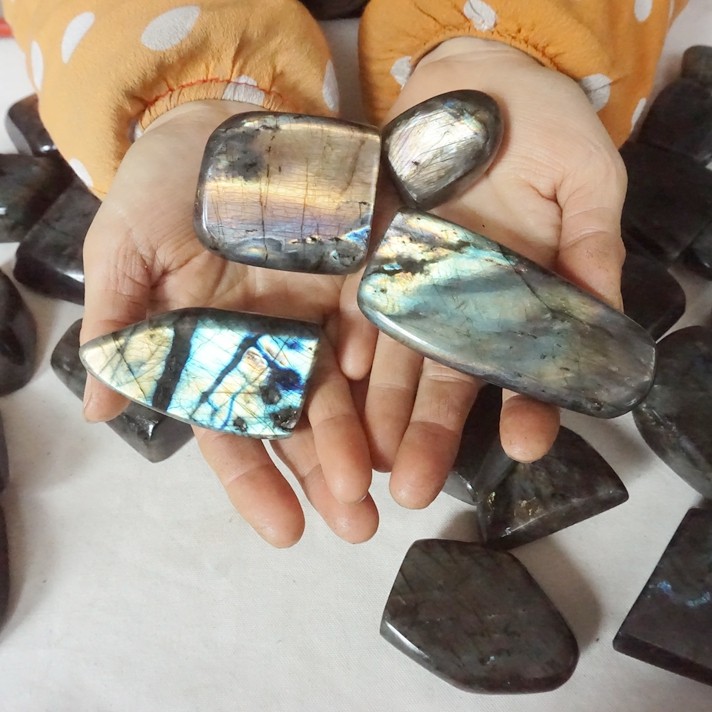 8Pcs 2.2LB Natural Rainbow Labradorite Quartz Crystal Palm Gem Stone ...