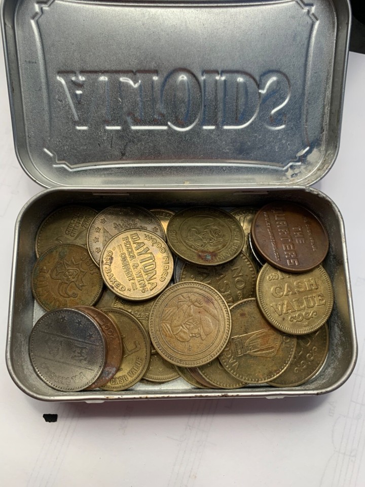 Vintage Lot Gaming Arcade Tokens Parking & Other Brass & Mixed Metals ...