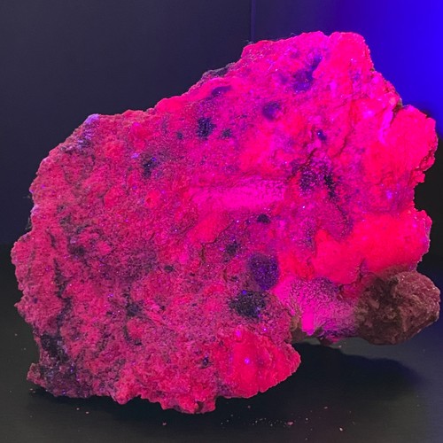 1425g Natural Red Corundum Ruby Crystal Rough Specimen Glow Under UV ...