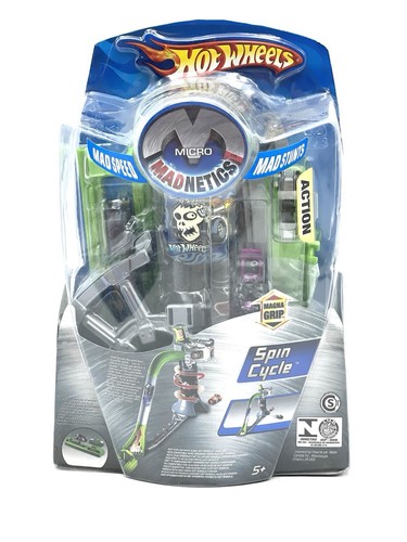 RARE 2005 Hot Wheels Micro MadNetics Mad Speed Stunts Magnetic Spin ...
