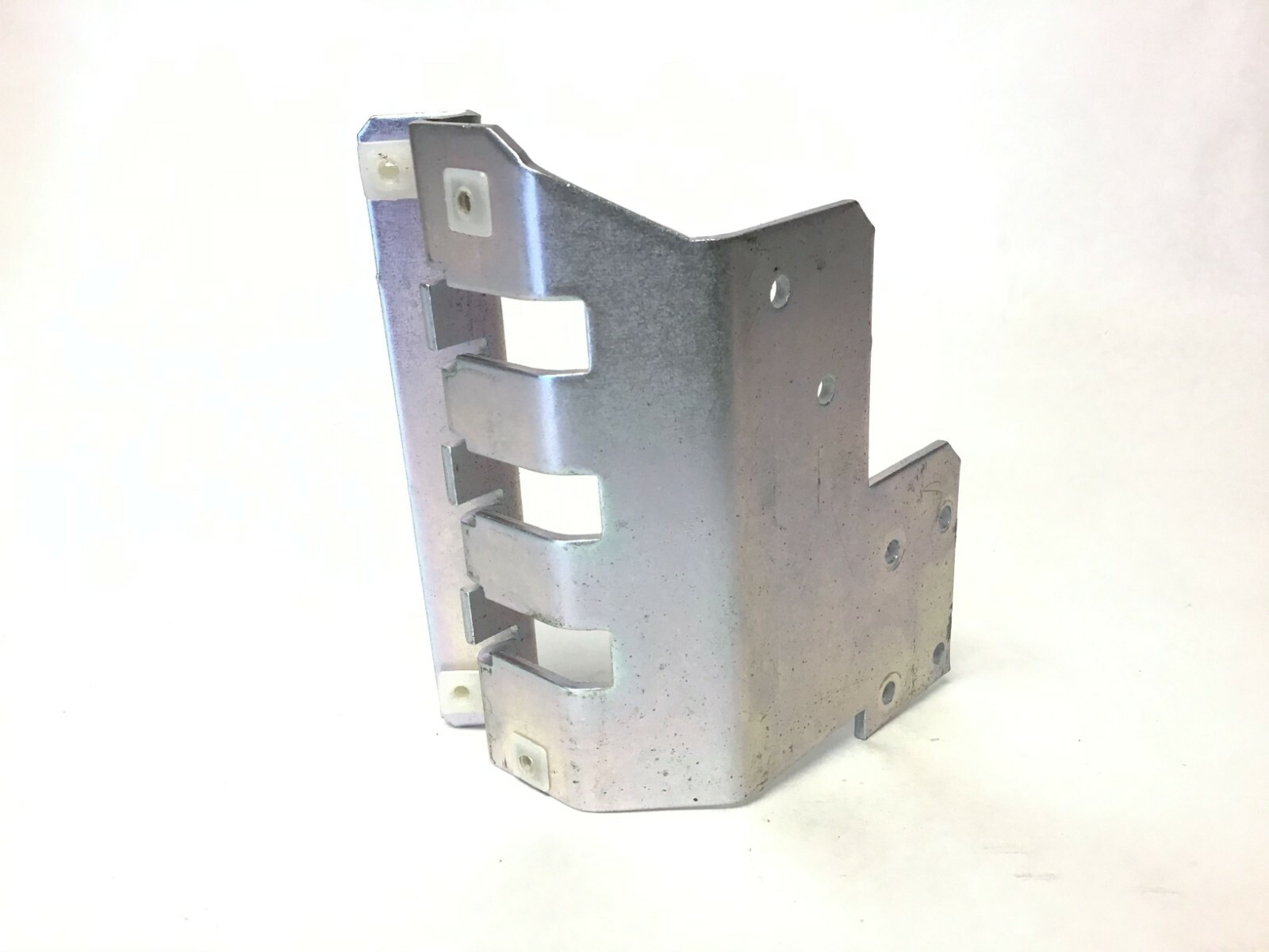 Life Fitness Treadmill Left Front Motor Cover Bracket 0K65-01134-0002 ...