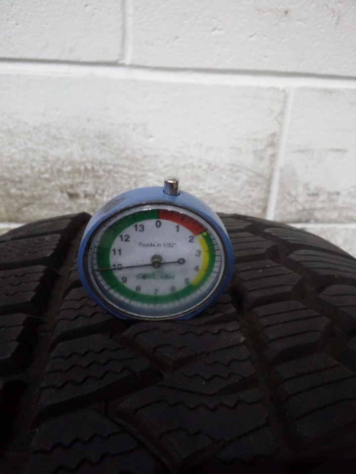 2x P255/60R18 Goodyear Eagle Enforcer All Weather 10/32 108 V Used ...