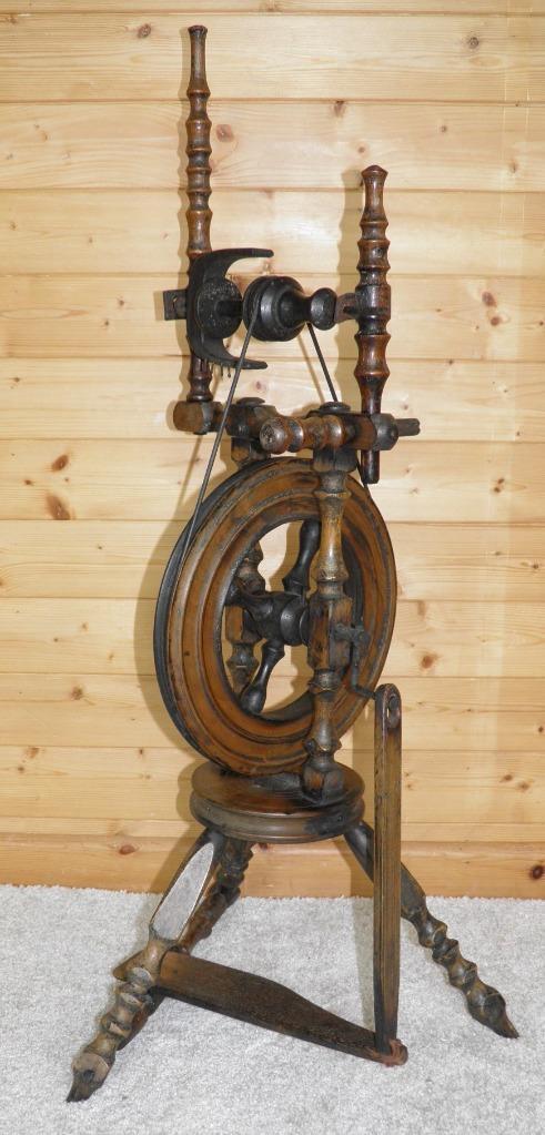 Vintage / Antique Walnut Castle Upright Single Treadle Spinning Wheel ...