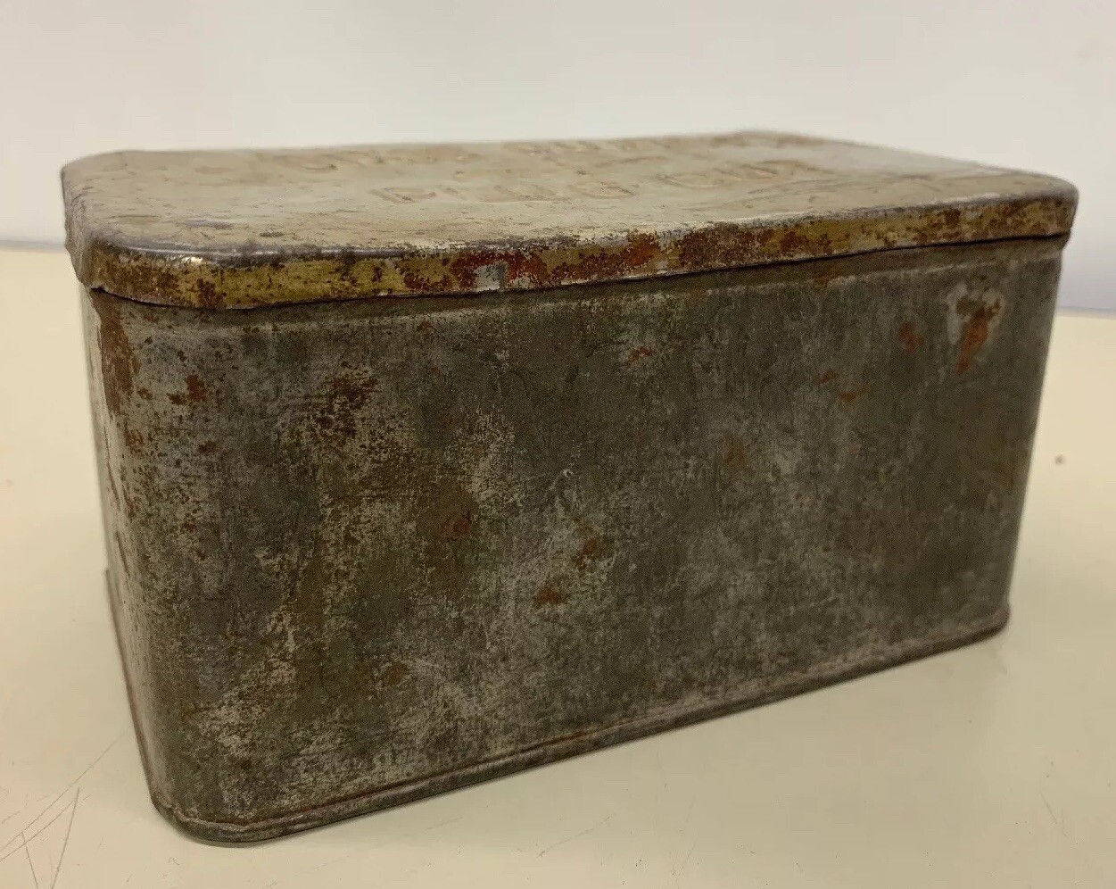 Vtg Dixie Queen Plug Cut Tobacco Tin | eBay