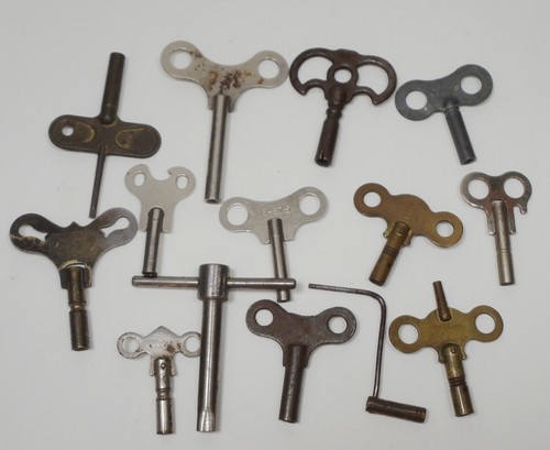 LOT OF 14 ANTIQUE WINDE UP CLOCK KEYS | eBay