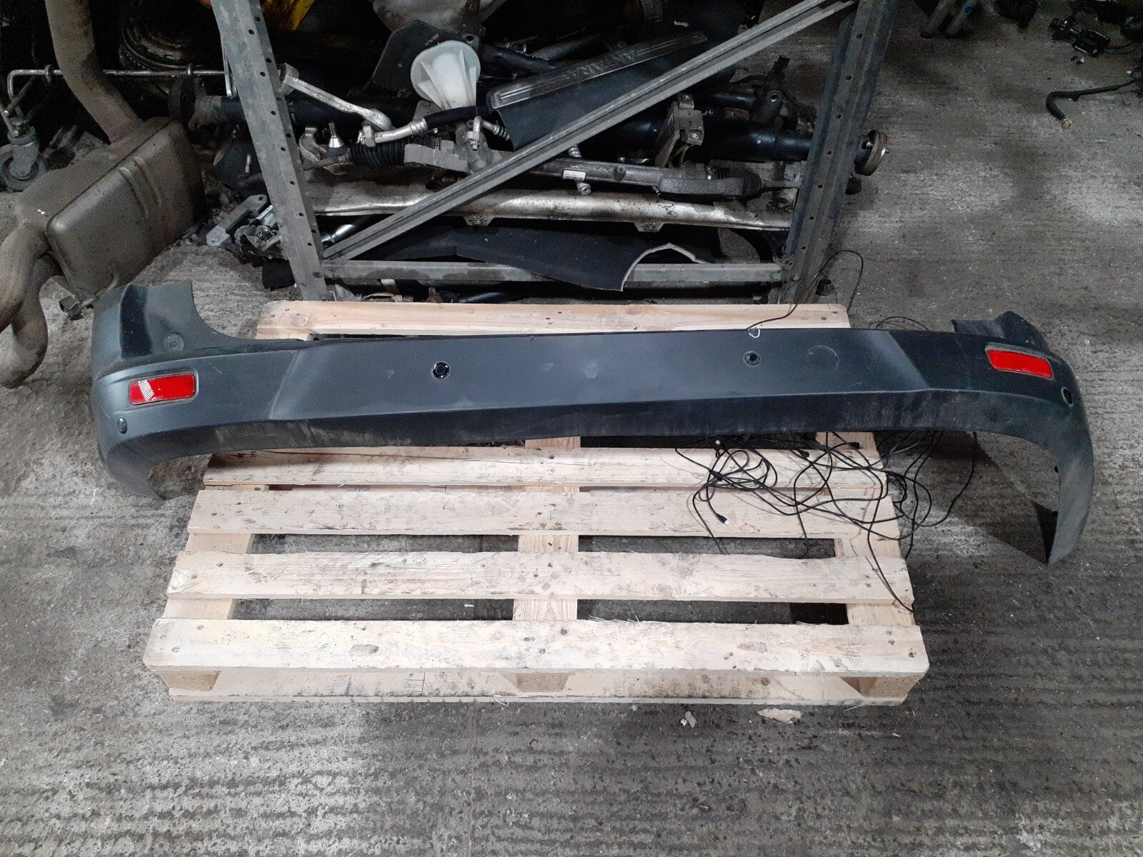 FORD TRANSIT CONNECT 2014-ON REAR BUMPER WITH SENSORS KT1B-17K823 | eBay