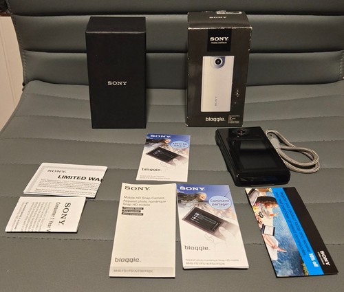 SONY Bloggie Mobile HD Snap Camera MHS-FS1 With Box & Inserts GOOD ...