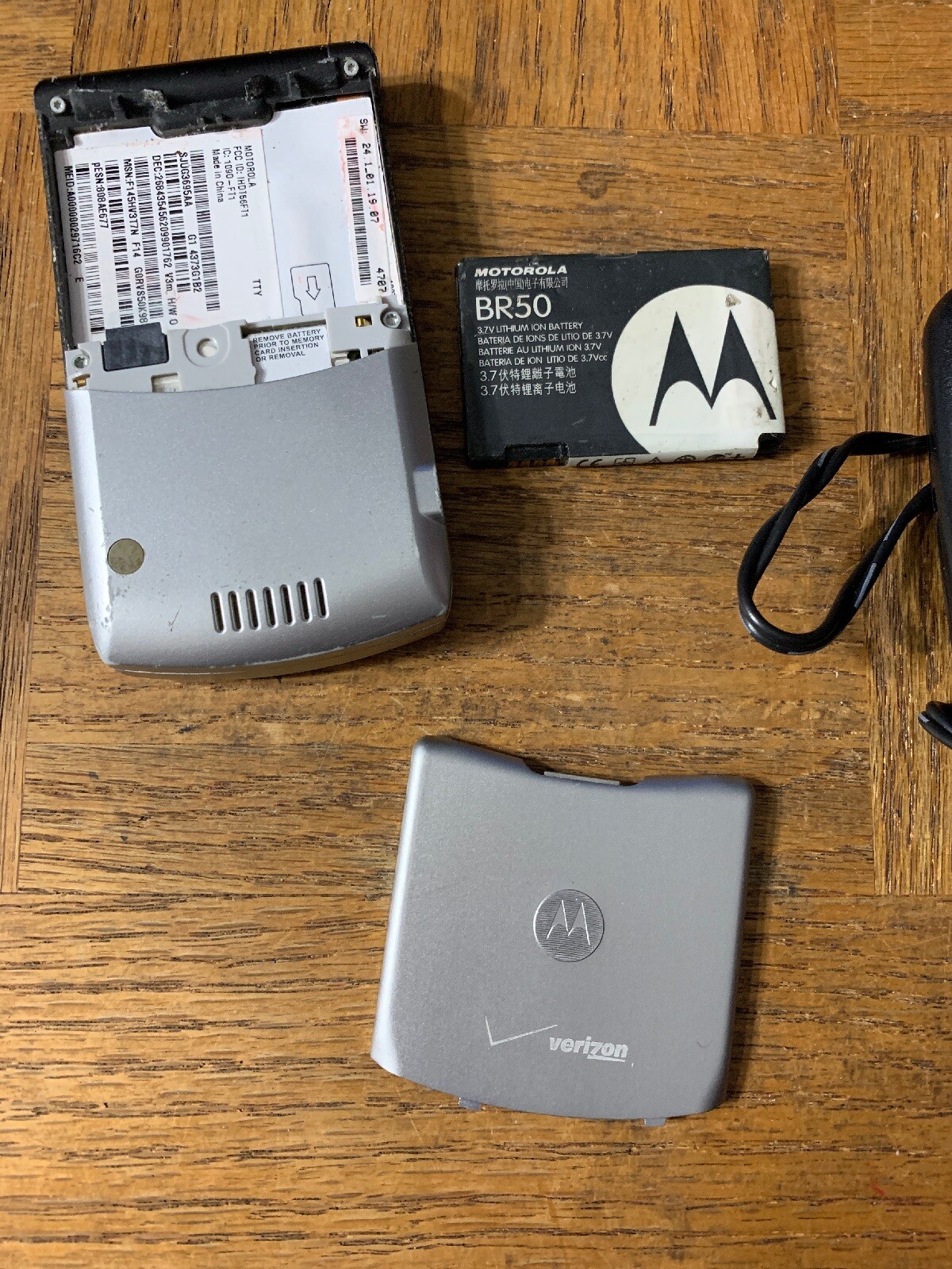 Verizon Motorola Razor Flip Cell Phone-Rare-SHIPS N 24 HOURS | eBay