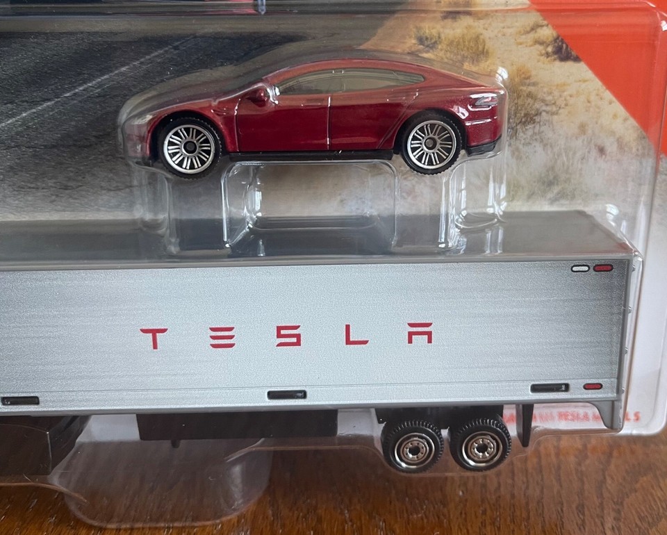 Matchbox Convoys Tesla Semi with Box Trailer & Red Model S (Card Damage ...