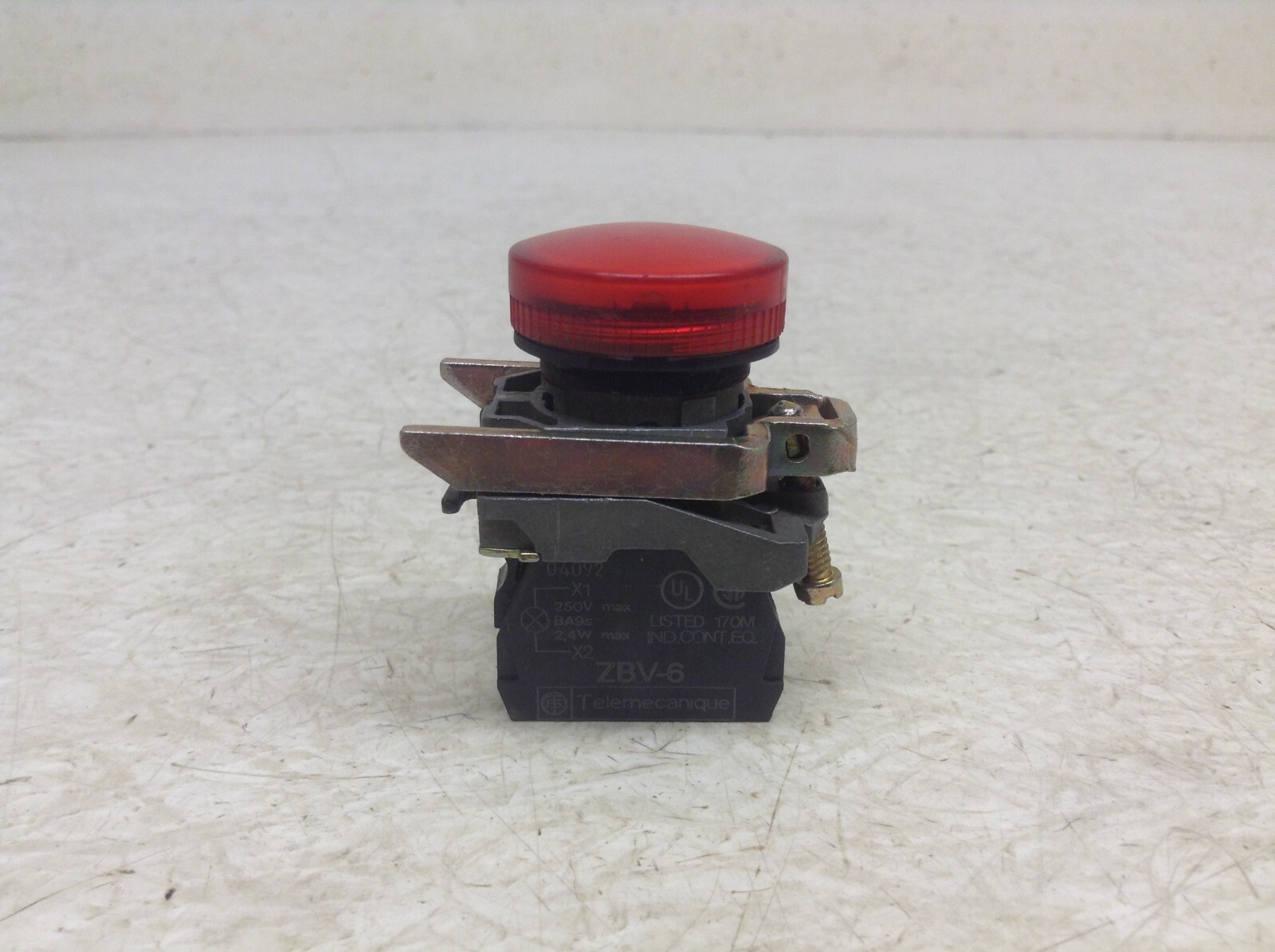 Telemecanique ZBV-6 Red Illuminated Indicator Button ZBV6 (TSC) | eBay