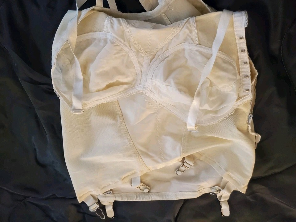 Carol Brent 38 Vintage Girdle 6 Garters Satin Panels Zipper Side | eBay