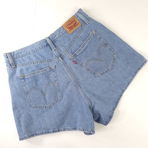 LEVI'S HIGH WAISTED MOM SHORTS WOMEN'S SIZE 31 ZIP FLY INSEAM 3 in ...