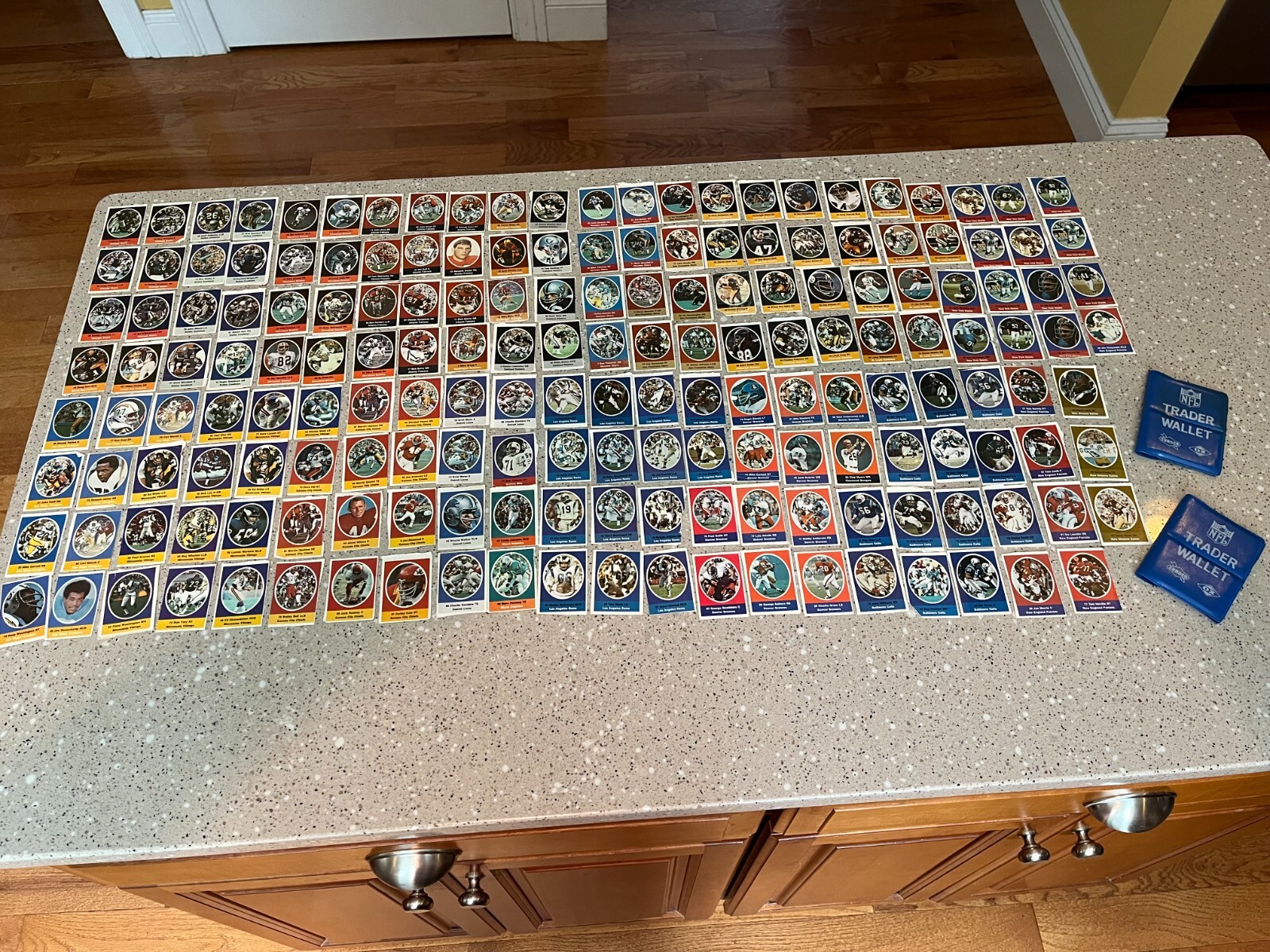 1972 NFL Sunoco Stamp book Lot Of 176 W/ Bonus Original Trader Wallet ...
