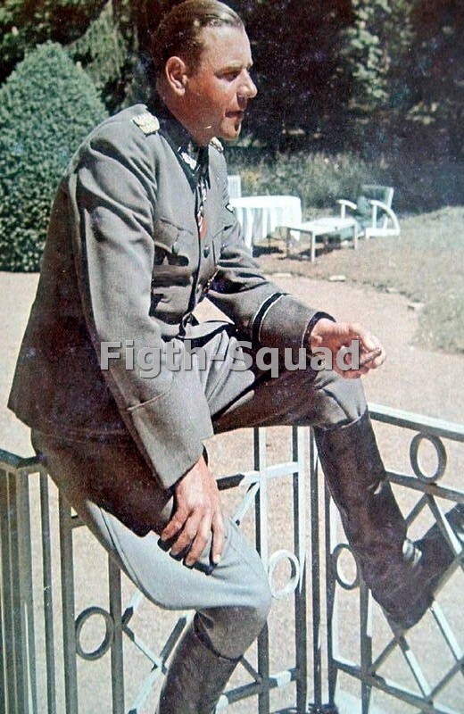 WW2 Picture Photo German SS Panzer Div Commander Hitlerjugend 8484 | eBay