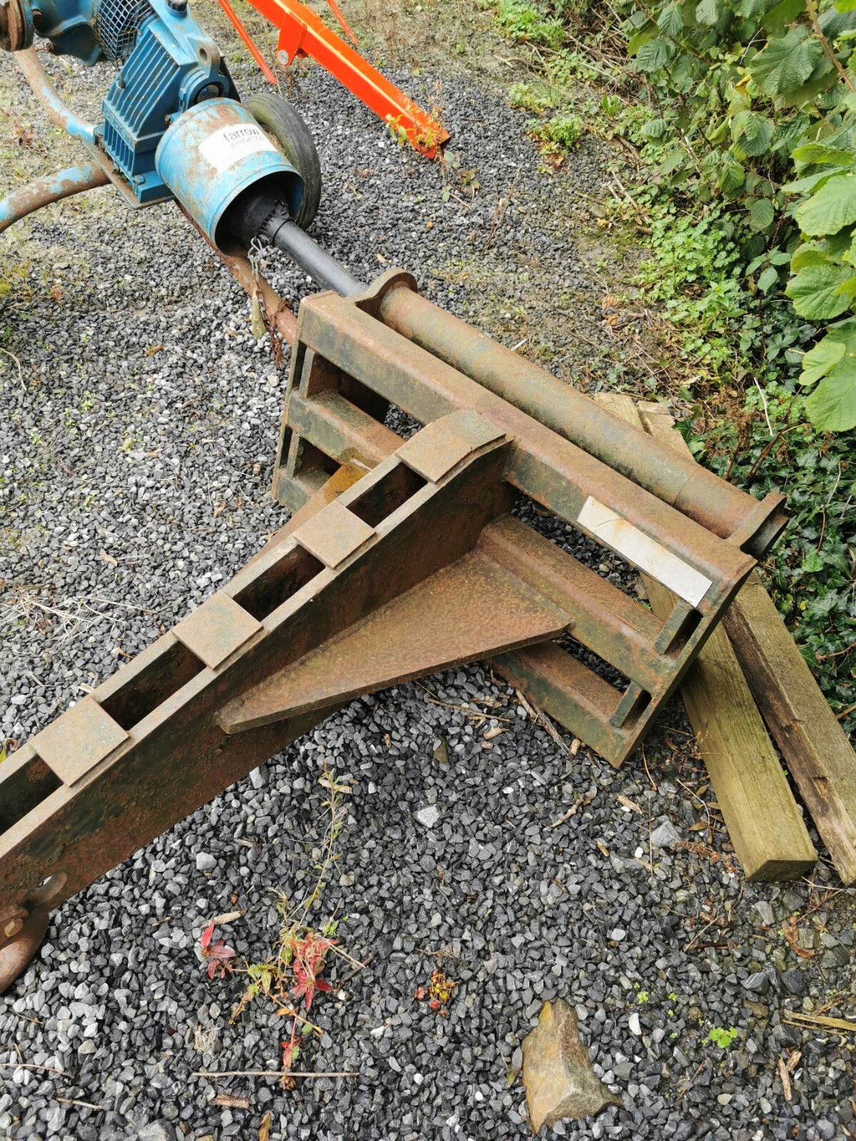 MANITOU PALLET FORKS Lifting Jib / TINES ON MANITOU BRACKETS JCB ...