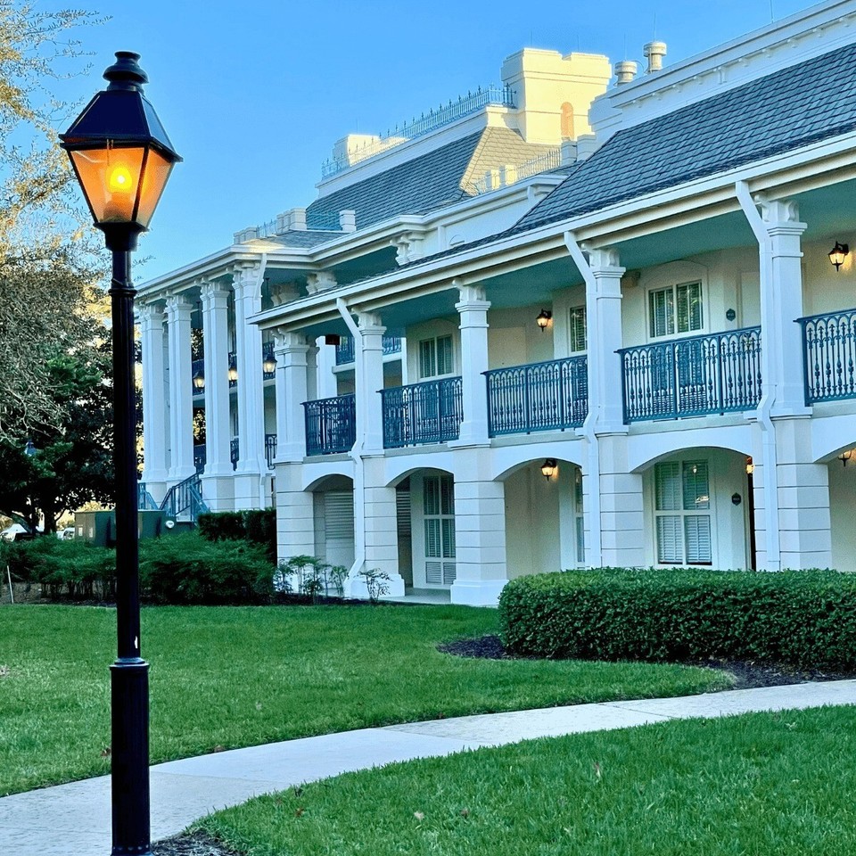 ROYAL ROOMS PORT ORLEANS RESORT Original Disney Prop ~ Jasmine Art IN ...