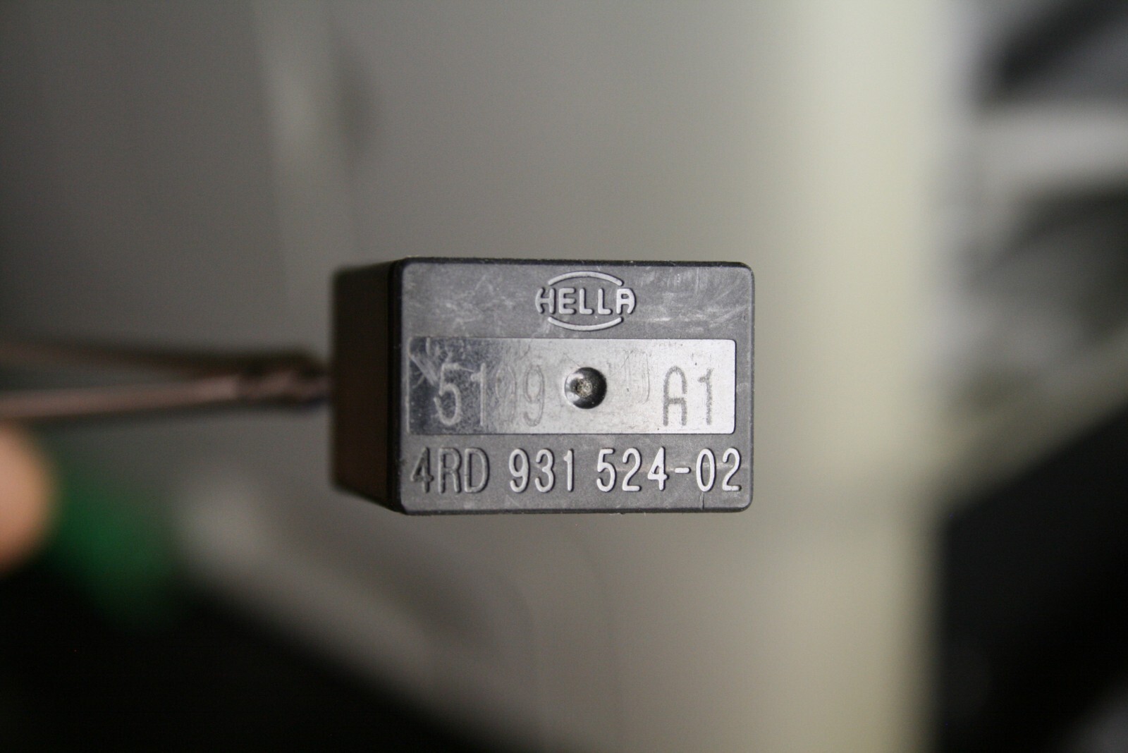 OEM GM Volvo Hella black RELAY 4RD 931 524-02 | eBay