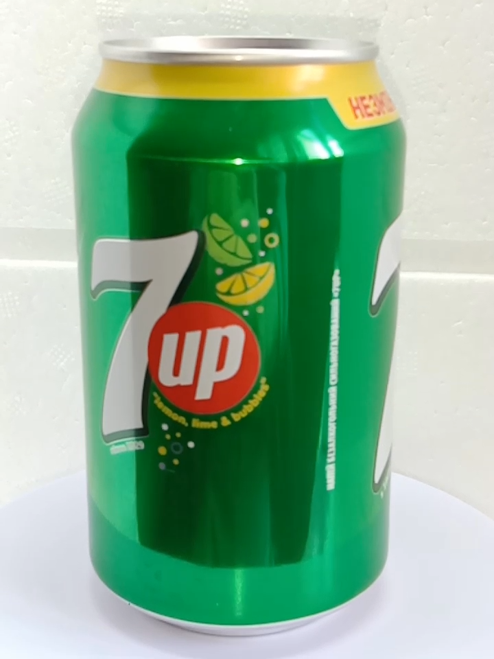 Empty Soda Can 7UP 330 ml. Poland for Ukraine 2020 Bottom open ...