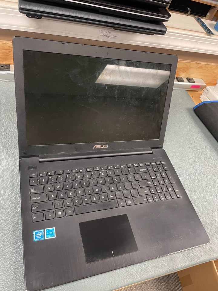 Lot of Old Laptops Acer, Asus, Gateway, & Toshiba For Parts Untested AS ...