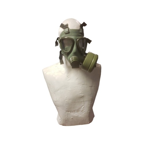 Yugoslav People's Army M2 Gas Mask W/Filter - Small | eBay
