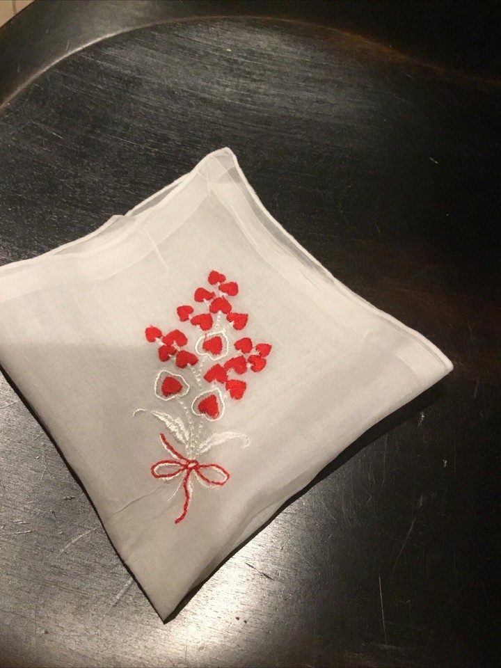 Vintage Embroidered Hearts/Valentine Hankie/Handkerchief 11" #193A ...