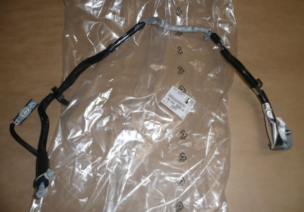ORIGINAL TUYAU DE RÉSERVOIR ADBLUE POUR CITROEN C3 / PEUGEOT 5008 301 ...