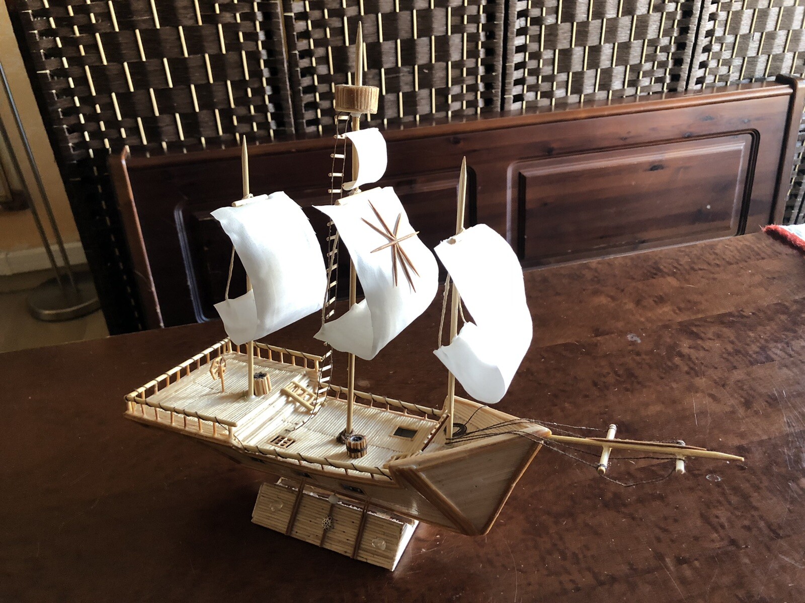 Piccolo Galeone Fatto Completamente A Mano , 40 cm. L, Cm 35 H e 12 cm ...