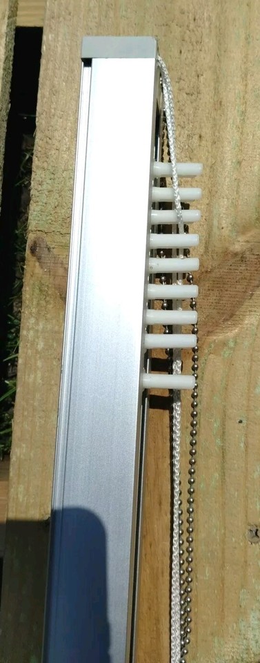 Genuine OEM Hunter Douglas Silver Aluminum Vertical Blind Head Rail 57. ...