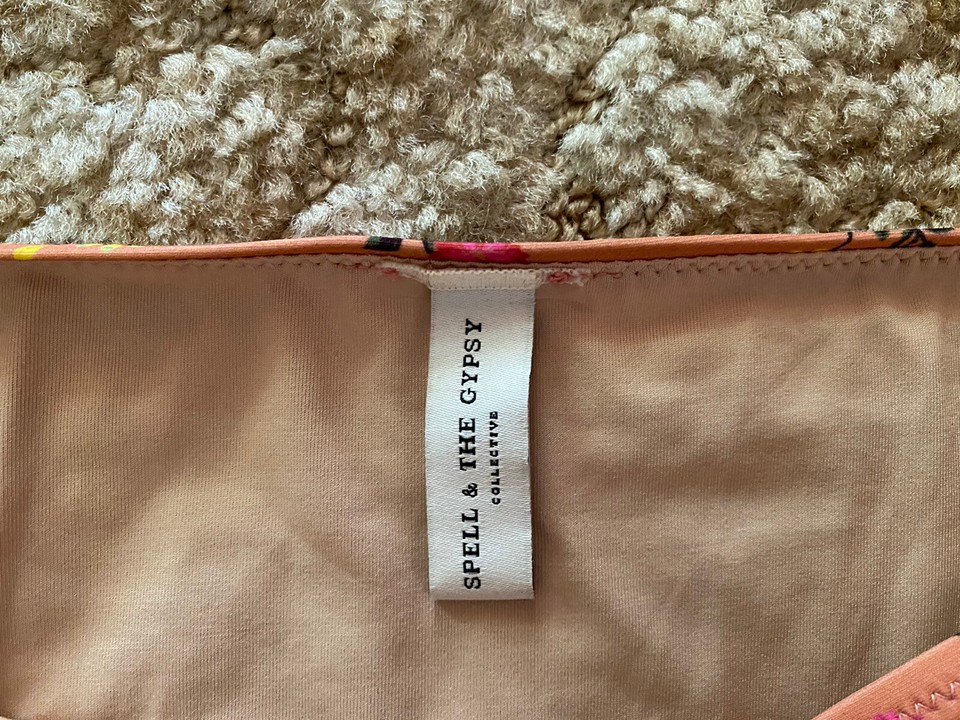 SPELL DESIGNS Posy Peach Knot Cheeky Bikini Bottom, Size Medium ...
