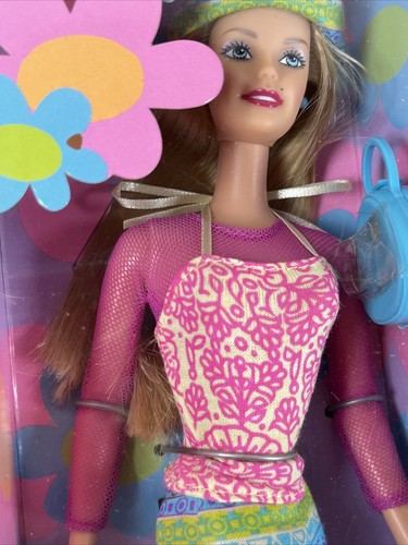 Barbie 29002 Flower Power 2000 Mattel Hippie 70s Doll Groovy for sale ...