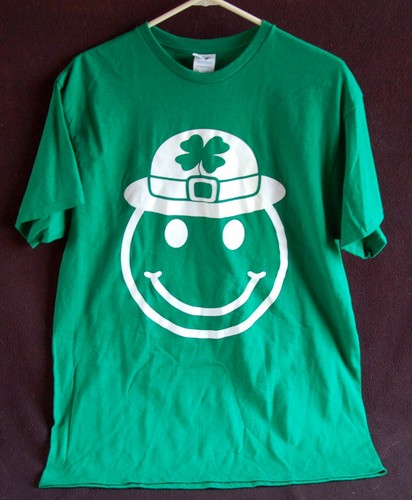 St. PATS Irish Smiley Face LEPRECHAUN Tee T-Shirt ~ DELTA Men's Lg ...