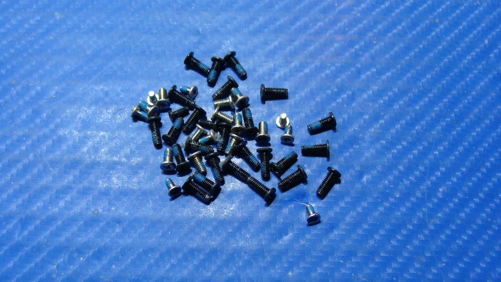 MSI Dominator GT70 17.3" Genuine Laptop Screw Set Screws for Repair ...