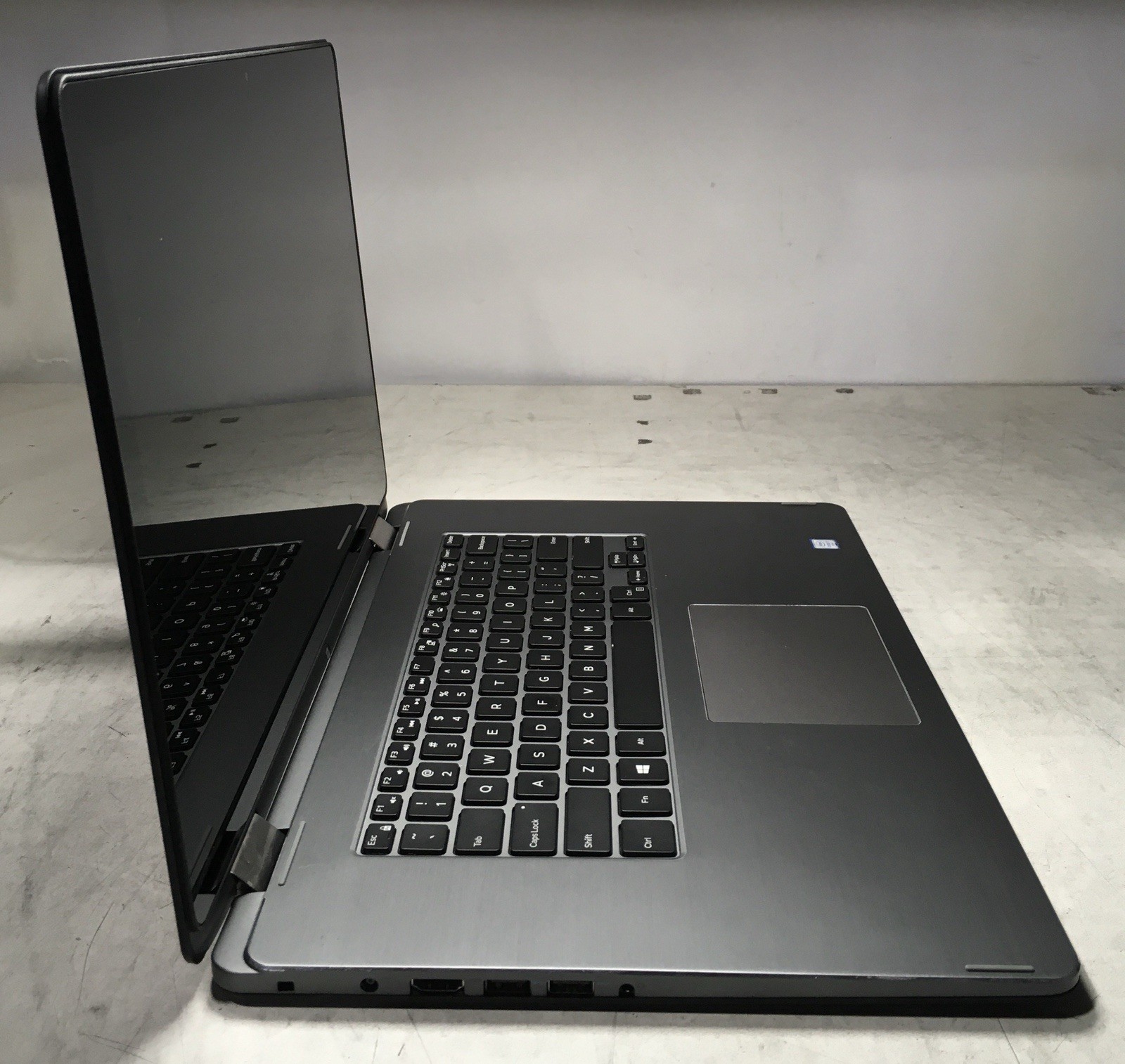 Dell Inspiron 15 7568 15.6" Core i7-6500U @ 2.50Ghz 8GB RAM 512GB SSD ...