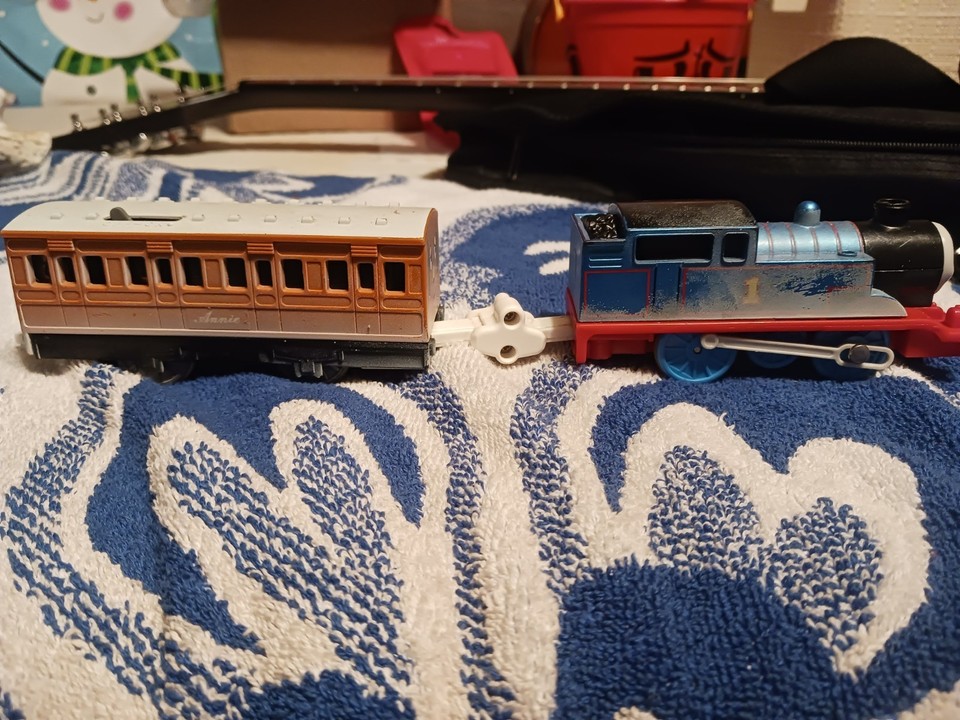 2005 Tomy Trackmaster Custom Snowy Light Up Steam Along Thomas With ...