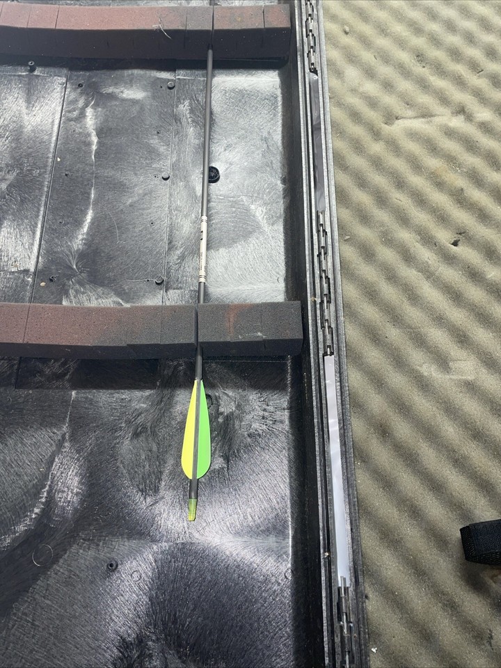 Contico Hard Bow Case/Field Locker Archery Arrow Deer Etching Hunting 4 ...