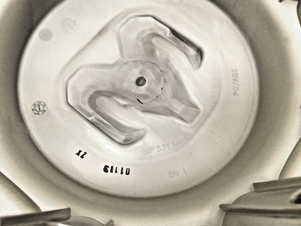 OEM new 19-26 RAM 3500 Rear 17" Dual wheel chrome Center Cover Cap ...