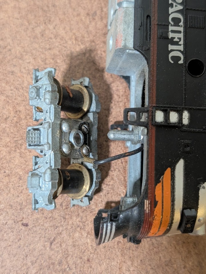 HO Scale Athearn Streamline Southern Pacific A-F7 Diesel Locomotive ...