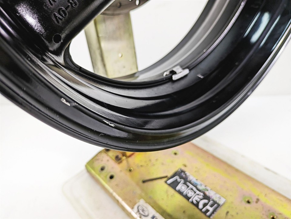 2002 Yamaha FZ1 FZS1000 Fazer Straight 17x5.5 Rear Wheel Rim 5LV-25338 ...