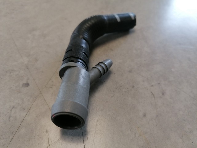 OEM Jaguar F-pace X761 Cooling Water Hose C2Z26930 Genuine for sale ...