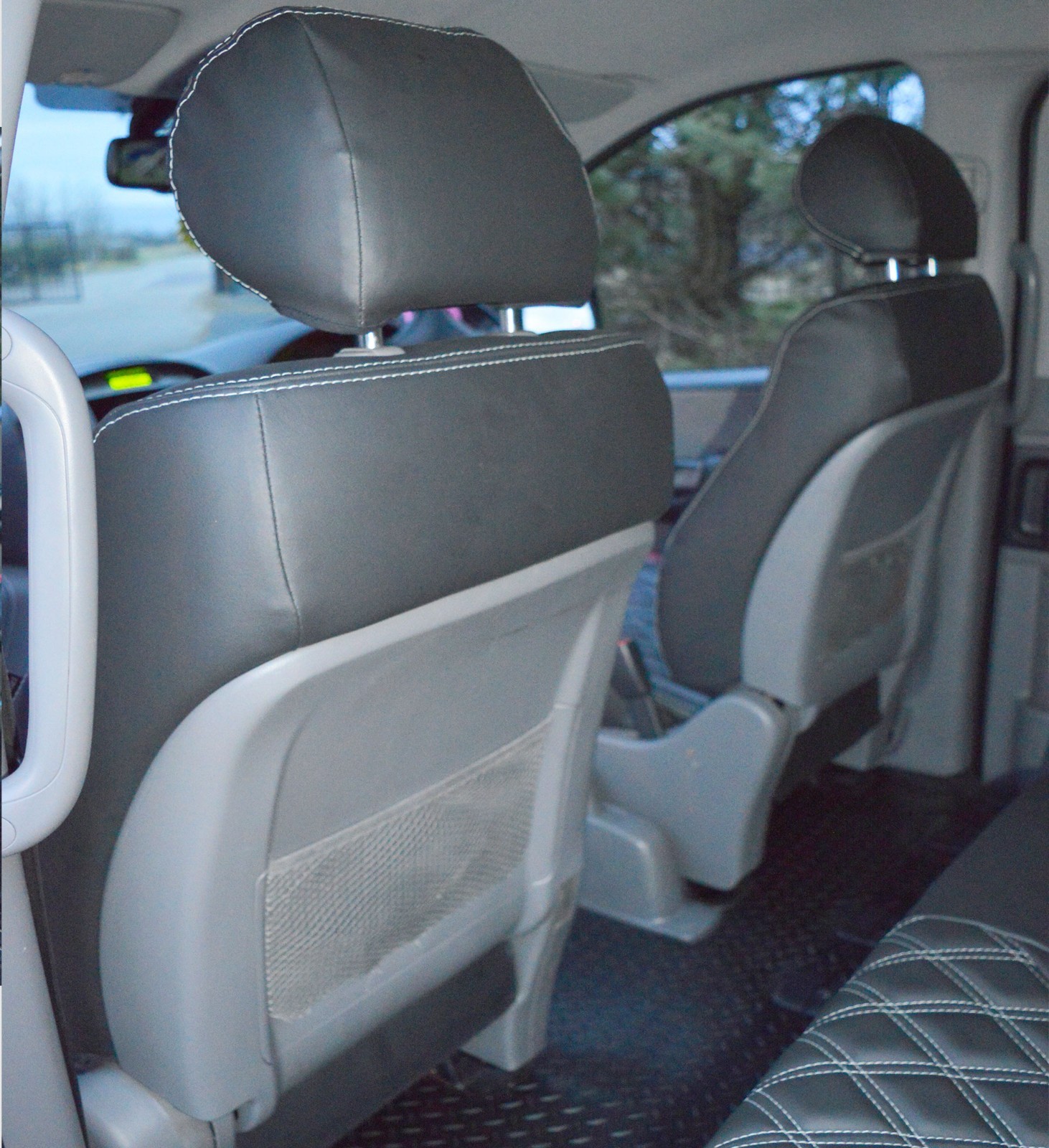 Hyundai i800 Tailored Diamond Quilted Seat Covers - Tight Fitting ...